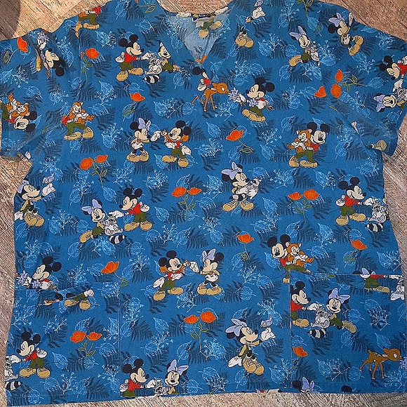 Disney | Tops | Vintage Disney Cartoon Mickey Minnie Forest Friends ...